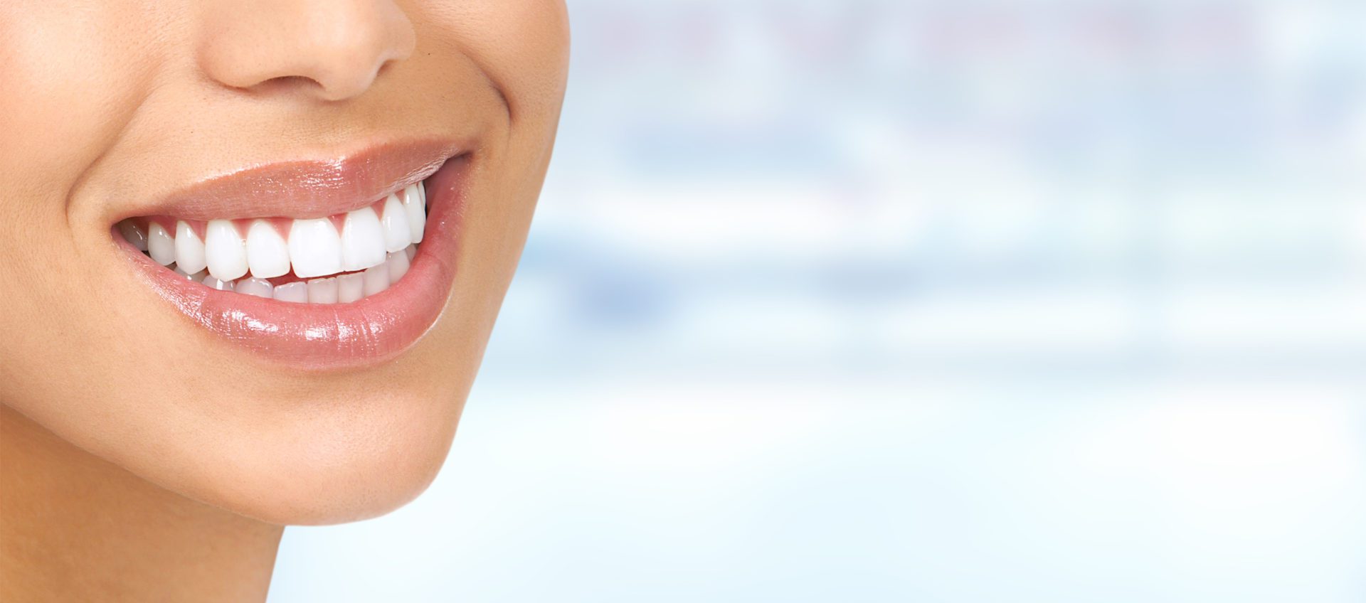 Smile DIY: 4 Ways To Get A Bright White Smile At Home