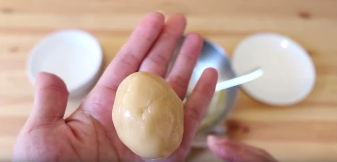 Easy DIY Sugar Waxing - Video Instructions Included - Trendy Mami