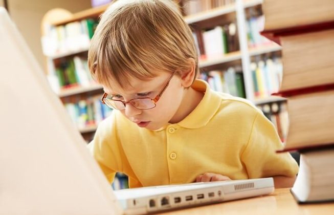 How to Support Online Learning for Kids - 10 Ways