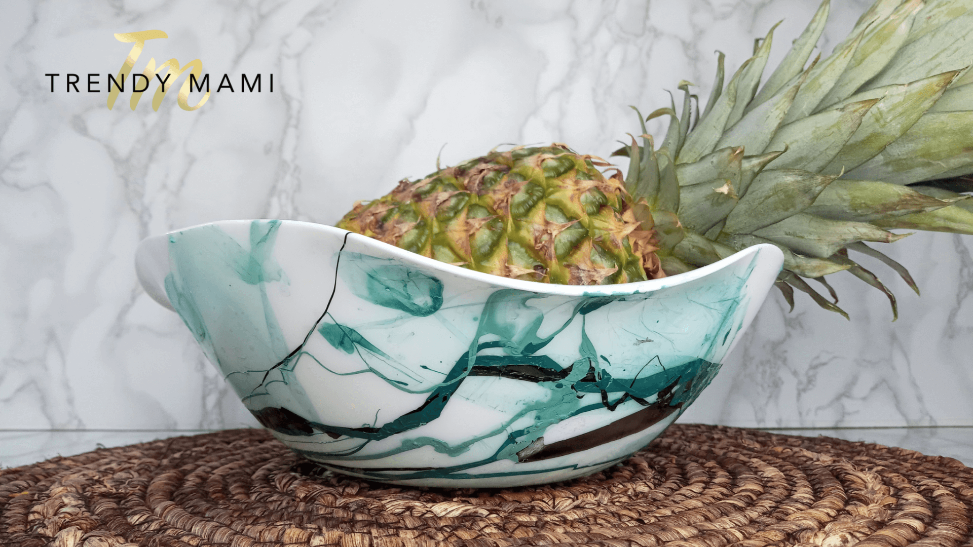 How to Do Marble Painting (Hydro Dripping) - Trendy Mami